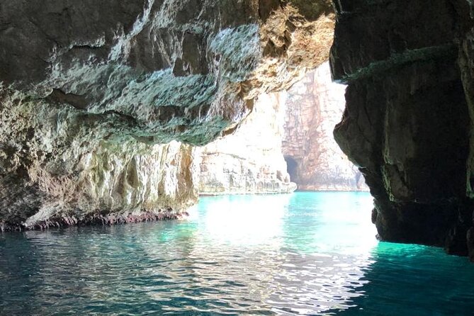 Speed Boat 3-Hour Guided Tour at the Blue Cave - What to Expect During the 3 Hours