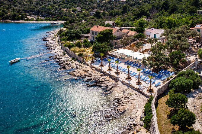 Split Half Day Tour to Blue Lagoon, Shipwreck & Trogir Island - Key Points