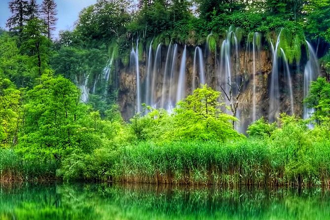 Split to Zagreb Private Transfer with Plitvice Lakes tour - Key Points