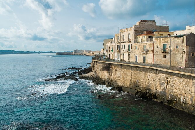 Syracuse Ortigia Scavenger Hunt and Highlights Self-Guided Tour - What Is This Tour and How Does It Work?
