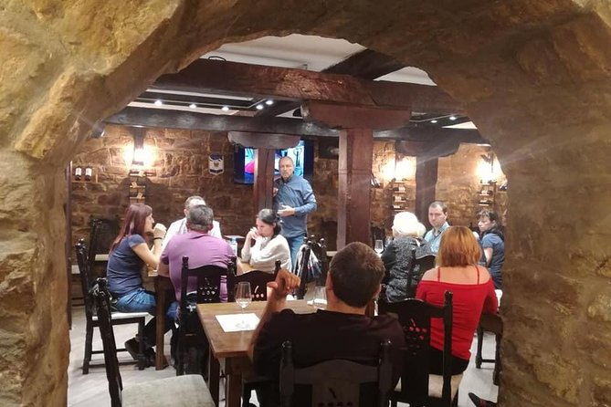 Tasting of 5 Wines - A Closer Look at the Experience