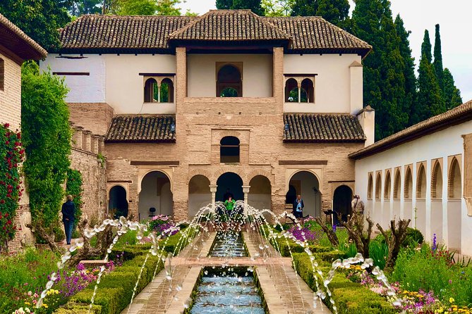 The Alhambra and Generalife - private tour - An In-Depth Look at the Alhambra and Generalife Tour