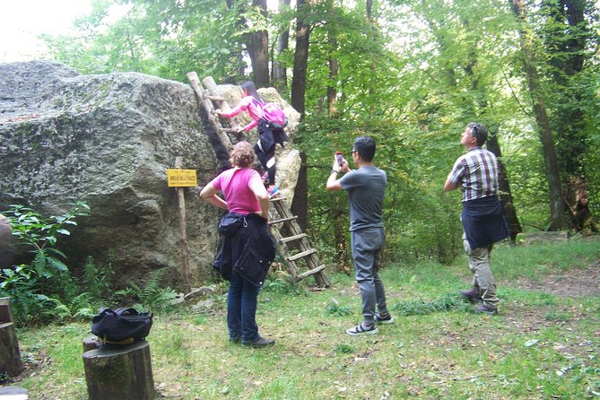 The Avelli's mystery, the Pendula Stone and the Boulders - Exploring Lake Como’s Hidden Corners: A Deep Dive