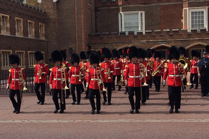 The Crown British Royalty Walking Tour - What You Can Expect on This Tour