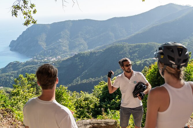 The heart of the 5 Terre: Monterosso and national park ebike tour - Discovering Cinque Terre by Ebike: A Deep Dive