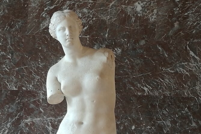 The Louvre for the first time. A Private Guided Tour - Key Points