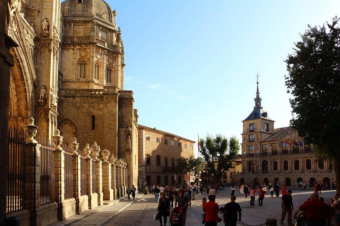 Toledo Day Trip From Madrid wtih Guide - Key Points
