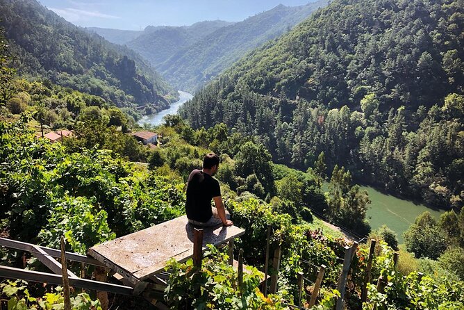 Tour from santaigo to Ribeira sacra with boat trip - Whats Included and What’s Not