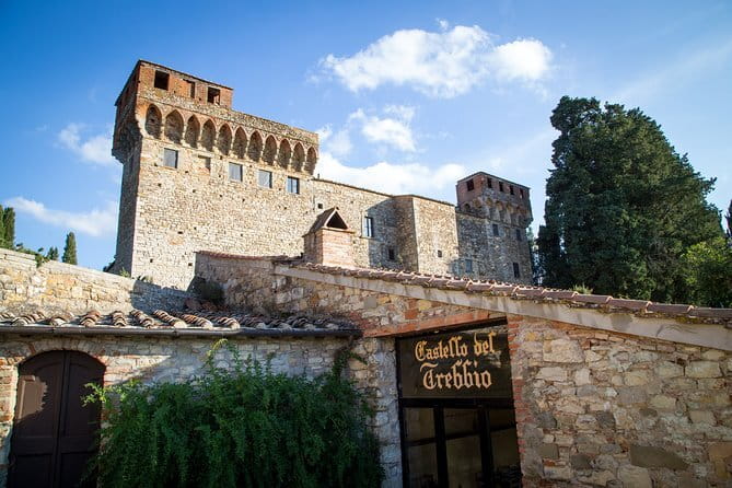 Tour of 900year old secret cellars + tasting of 3 wines and bread with EVO oil - A Detailed Look at the Tour Experience
