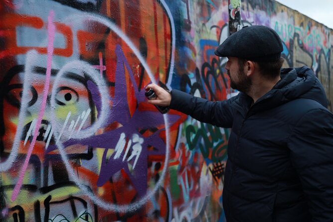 Urban Canvas: Exploring Shoreditch's Vibrant Street Art - Discovering Shoreditch’s Artistic Soul