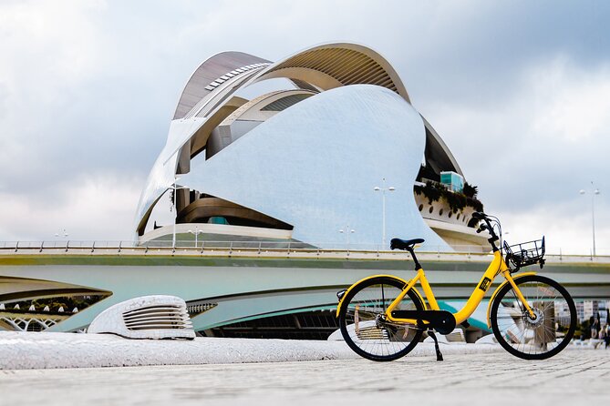 Valencia City MO'Bike Tour - An Introduction to the Valencia MOBike Experience