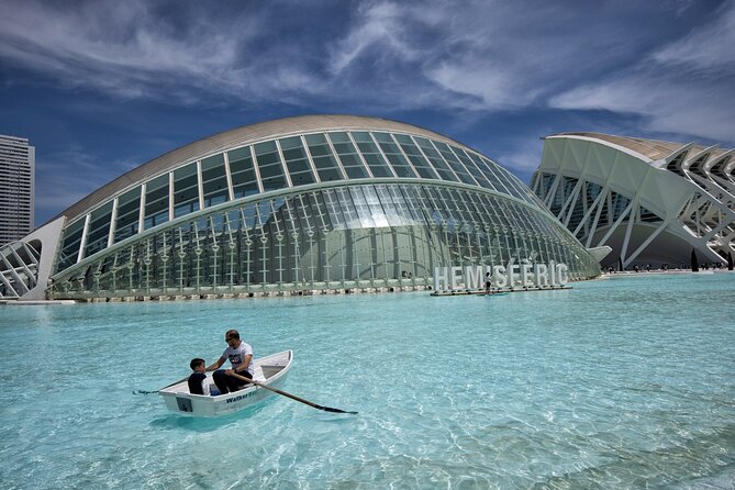 Valencia Private Family Tour - In-Depth Look at the Valencia Private Family Tour