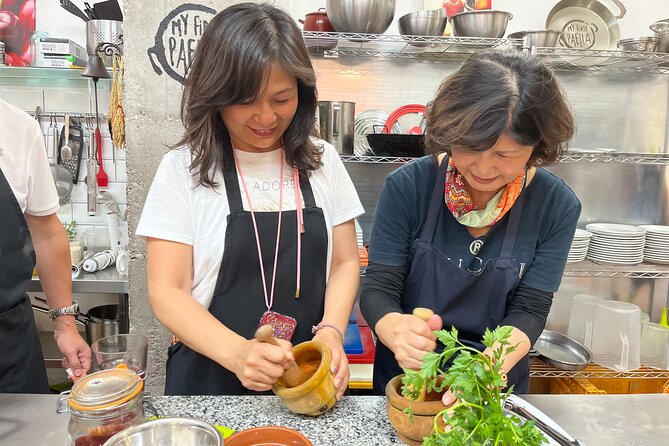 Valencian Paella Cooking Class, Tapas & Sangria - Evening - Who Will Love This Experience?