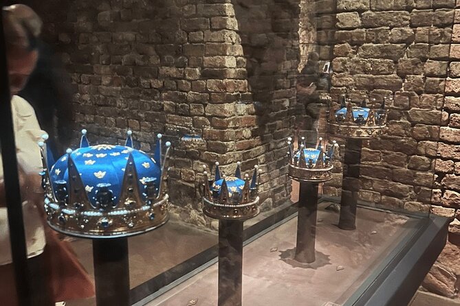 Vasa, Old Town, City Hall, Palace with Entry, Guided Tour - A Close Look at What the Tour Offers