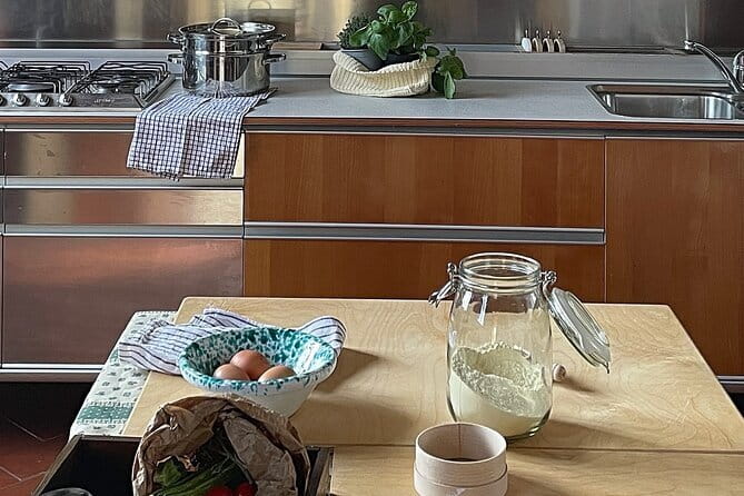 Vegetarian cooking class in the Florentine Hills 6 guests max - An in-depth look at the Florentine Hills vegetarian cooking class