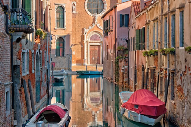 Venice City Center Guided Walking Tour - Semi-Private 12ppl Max - A Close Look at the Venice City Center Guided Tour