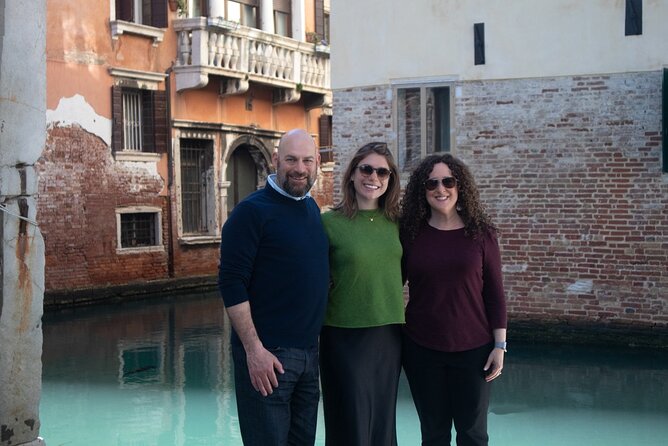 Venice Portrait Photoshoot - Making Memories - Unpacking the Experience: What’s Included and What’s Not