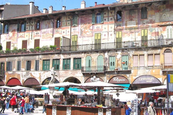 Verona Private City Tour including Arena and Funicular for Kids and Families - An In-Depth Look at the Verona Private Family Tour