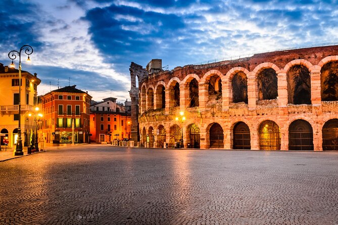 Verona Scavenger Hunt and Highlights Self Guided Tour - Key Points