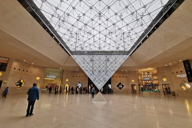 Versailles Palace & Louvre Museum Private Day Tour from Paris - An In-Depth Look at the Versailles & Louvre Private Tour