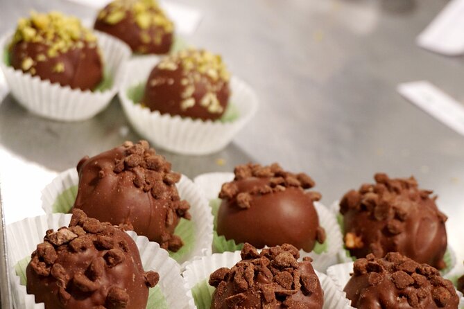 Vienna Dessert Tour: Homemade Cakes, Strudels & Hidden Caffes - Overview of the Experience