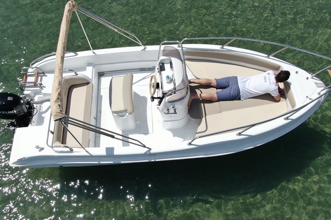 Vieste Boat rental without nautical license - An Authentic Way to Experience Viestes Coastline