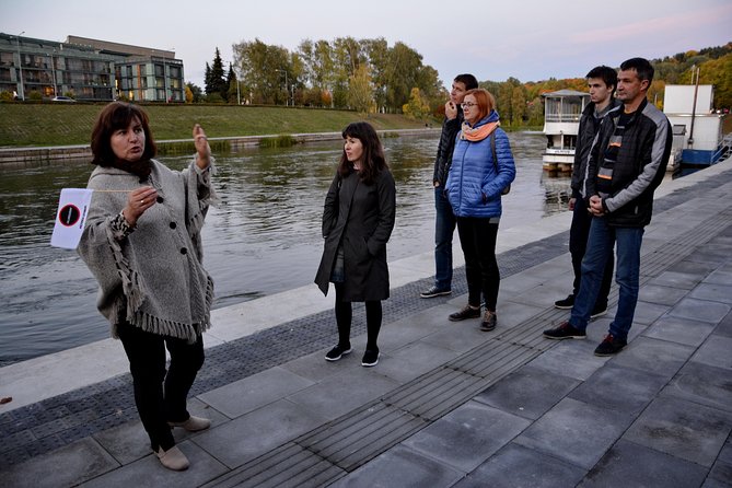 Vilnius Old Town 2-hour Ghost Tour - The Experience’s Flow and Walkability