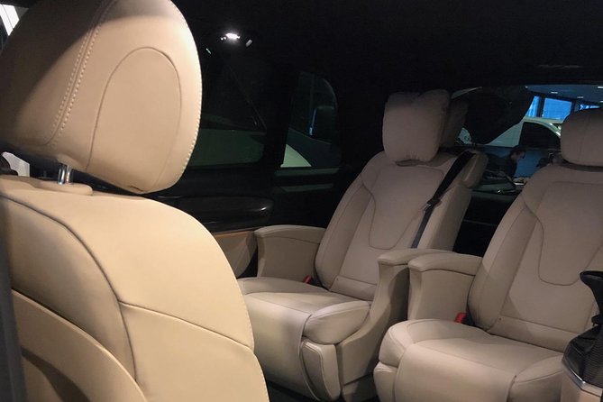 VIP Transfer from Schiphol Airport to Amsterdam City or Back to the Airport - A Detailed Look at the VIP Transfer Experience