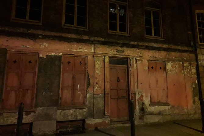 Visit Jack the Ripper in French - Stop 1: Christ Church Spitalfields