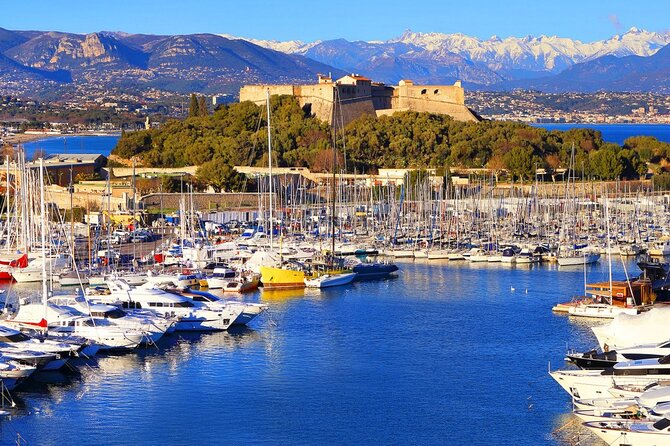 Visit of Antibes Juan-Les-Pins by convertible bus - Authentic Traveler Perspectives