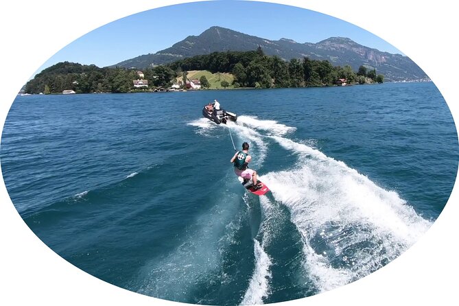 Wakeboarding Lake Zurich - afternoon ! - Discovering Lake Zurich by Wakeboard: A Practical Guide