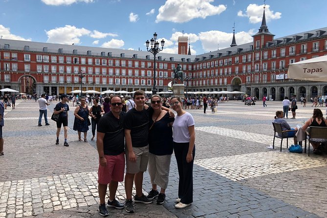 Walking tour around the center of Madrid - An In-Depth Look at the Madrid Center Walking Tour