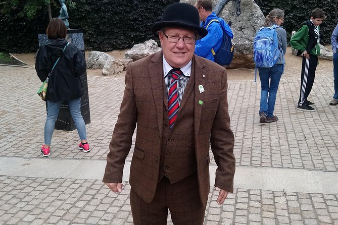Walking tour in Merrion Square Park with a pint of Guinness Dublin Rogues Tour - Who Will Love This Tour?