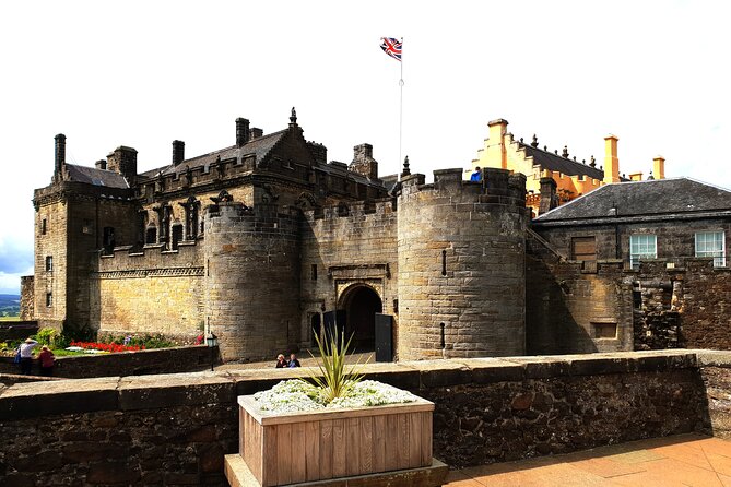 Wallace monument, Stirling Castle, Linlithgow Palace Private Tour - What to Expect from the Itinerary
