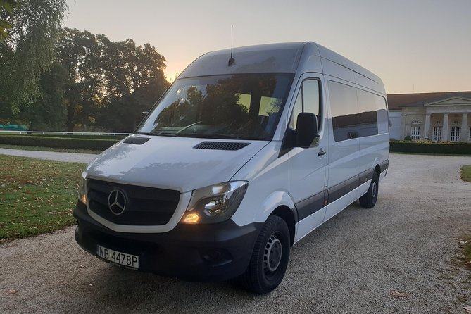 Warsaw Chopin Airport private transfer 5 to 8 passengers - Is This Transfer Worth It?
