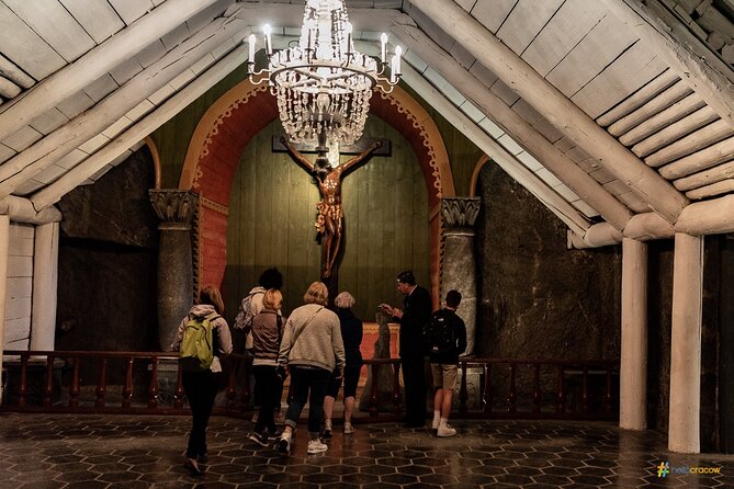 Wieliczka Salt Mine Guided Tour + Ticket & Transfer from Krakow - Why the Wieliczka Salt Mine Is Worth Visiting