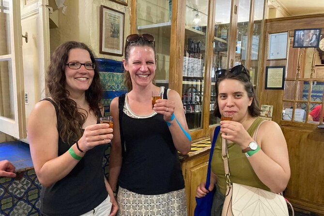 Wine and Tapas walking Tour in Malaga - The Itinerary: What You Can Expect