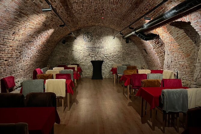 Wine Tasting IN THE DARK! - The Itinerary: What to Expect