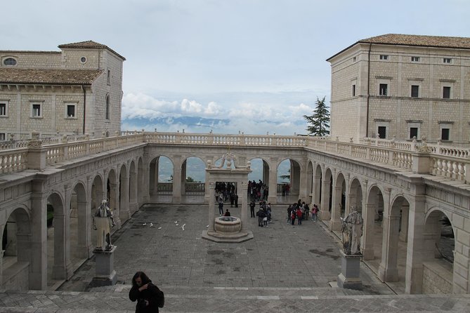WWII BATTLEFIELDS: Montecassino and Rapido River from Rome - Exploring WWII History at Montecassino: A Practical and Personal Approach