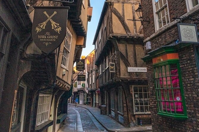 York's Famous Ghosts Smartphone App walking tour - Key Points