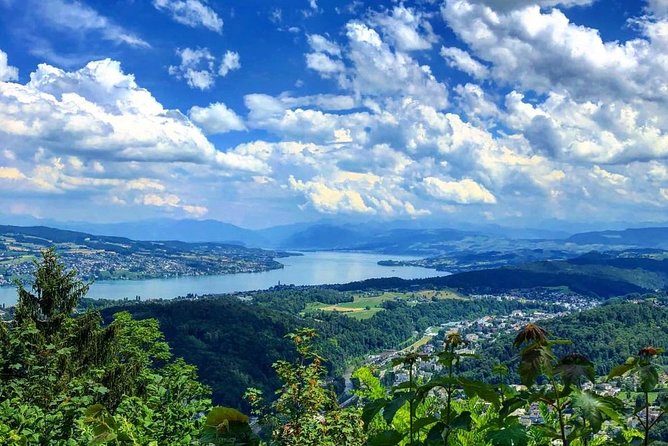 Zurich Walking Tour With Cruise and Aerial Cable Car - Exploring Zurichs Old Town
