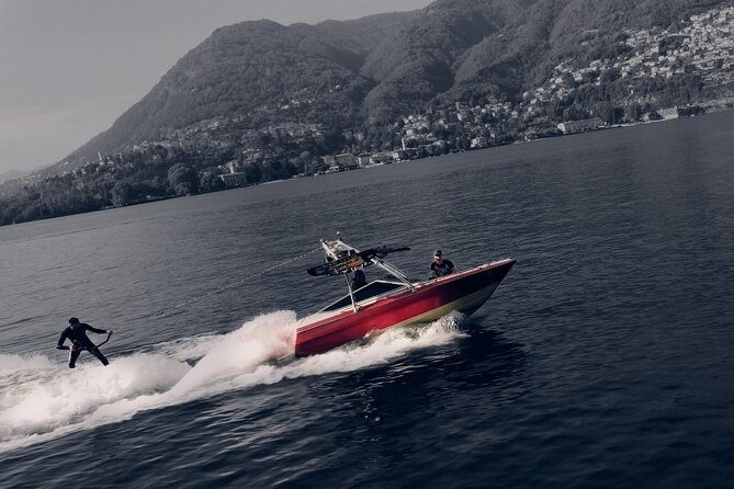 1H Wakeboard and Wakesurf on Lake Como with Mastercraft Boat - An Authentic Water Adventure on Lake Como