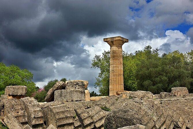 2 Day Private Tour to Amazing Delphi & Meteora - FAQs