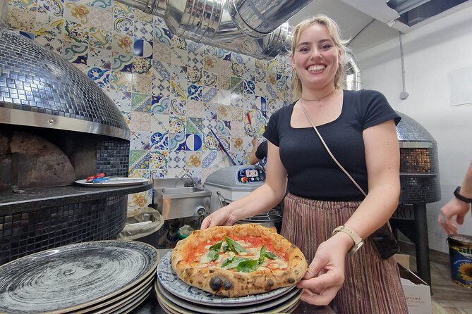 2-Hour Authentic Italian Pizza Making Class in Naples - Authentic Italian Pizza Making Class in Naples: A Deep Dive