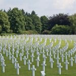 2 Hour Guided Walking Tour in Omaha Beach US Cemetery - The Itinerary: What to Expect