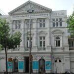 2-Hour Private Anne Frank Walking Tour with Drink - The End of the Tour and the Included Drink