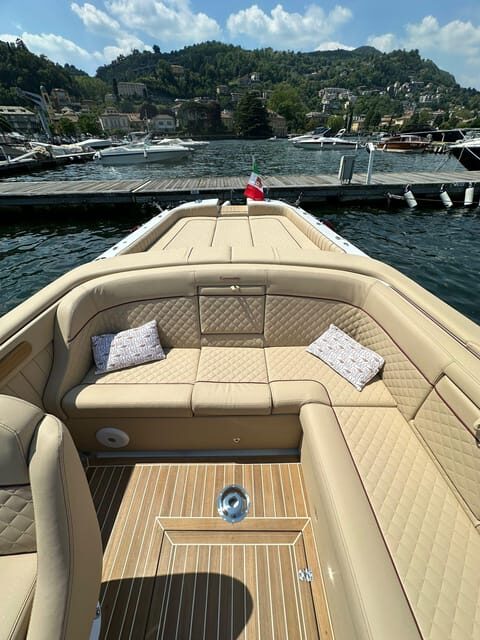 2 hour tour: Luxury motorboat for tours on Lake Como - Who Should Consider This Tour?
