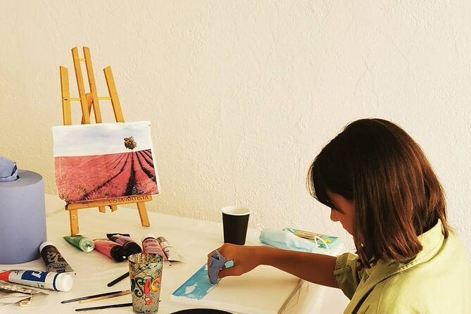 2 hours Painting Class with Local Artist in Private Studio - Introduction