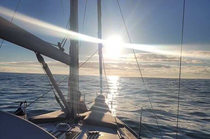 2 Hours Romantic experience for two by sailboat in Cascais - The Experience: What’s It Like for Couples?