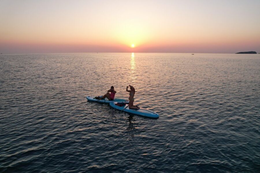 2 hours SUP Rental - Delivered to you ready to use - Discovering the Coast from Your SUP